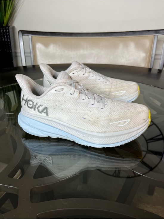 Hoka | Shoes | Hoka White And Light Blue Clifton 9 Womens Sz 95 B ...